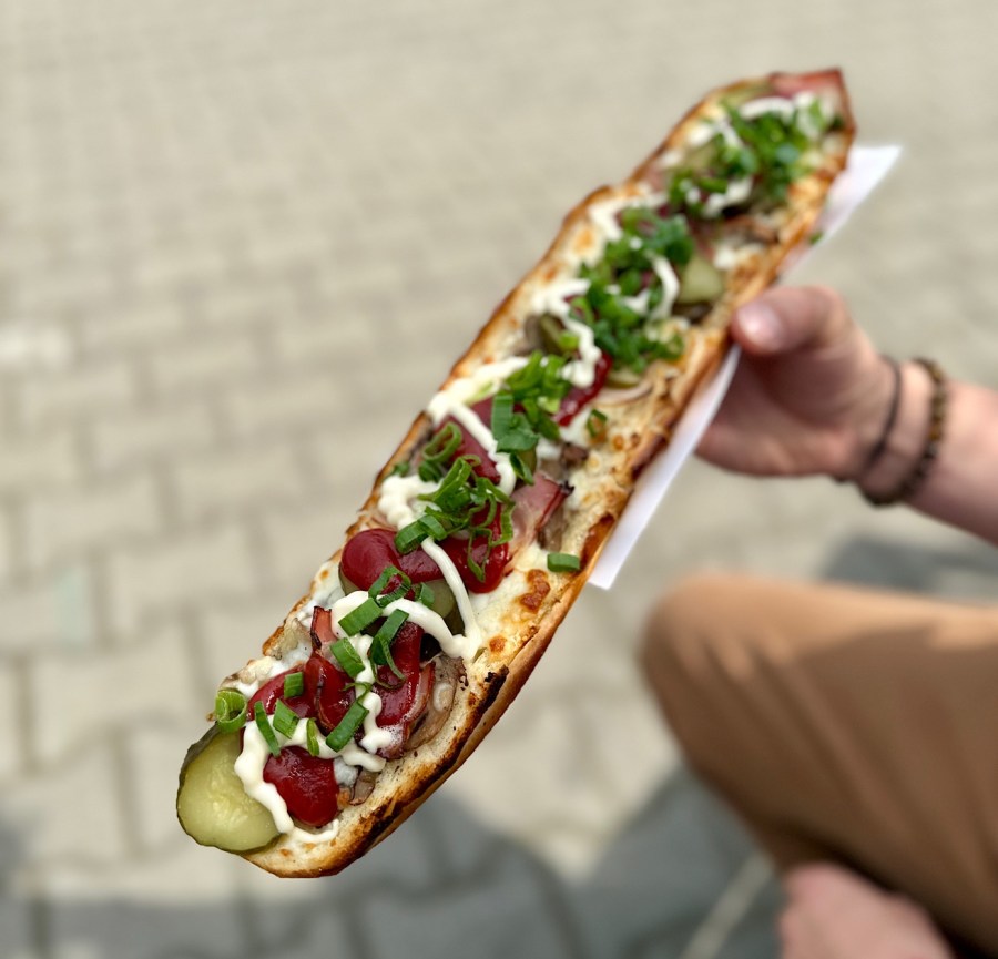 Gdzie na zapiekanki w KRAKOWIE? Bieńczyckie, Kiss The Kuk, Pętla Tramwajowa Bronowice Małe ...